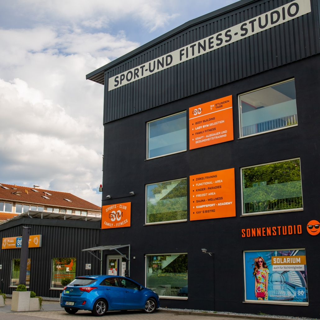 Unser Studio – GYM80 ERGOLDING – Fitnessstudio offen 24/7 auf 4 Etagen